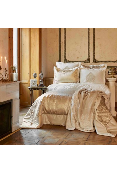 Karaca Home Ofelia Gold 10 Parça Çeyiz Seti