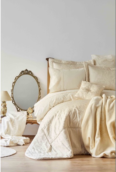 Karaca Home Viviene Gold 12 Parça Çeyiz Seti