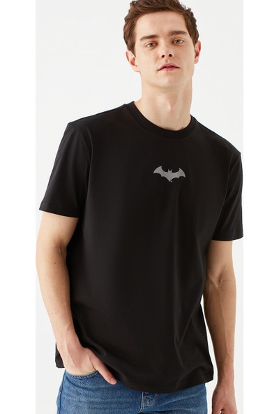 Mavi Erkek Batman Baskılı Reflektör Detaylı Siyah Tişört 066878-900 Mavi Erkek Batman Baskılı Reflektör Detaylı Siyah Tişört 066878-900