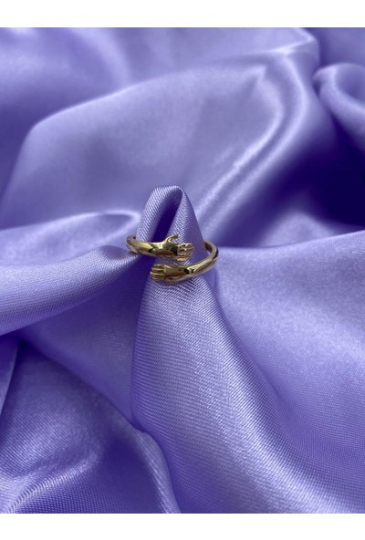 Amon Jewelry 925 Ayar Gümüş Birbirine Sarılan Eller Yüzük- Canım Kendim Amon Jewelry 925 Ayar Gümüş Birbirine Sarılan Eller Yüzük- Canım Kendim
