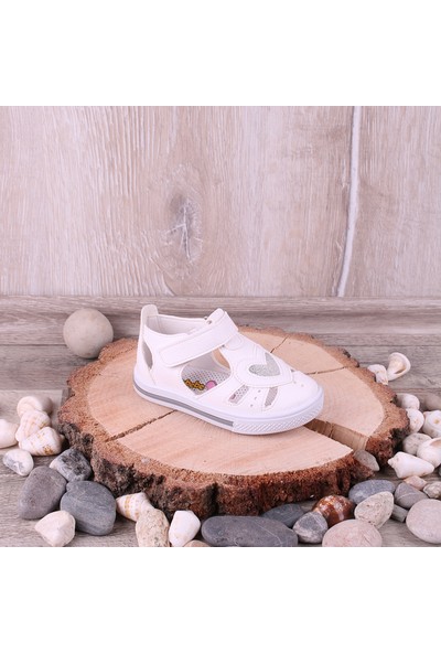 Akıllı Şirin Cırtlı Kapalı Kalp Süslemeli İlk Adım Çocuk Ayakkabı Beyaz