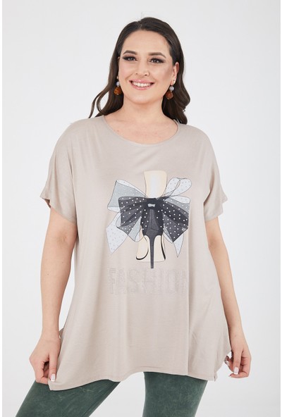 Siyezen Büyük Beden Bej Salaş Genç Stil T-Shirt Siyezen Büyük Beden Bej Salaş Genç Stil T-Shirt