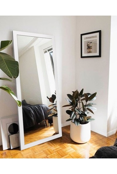 Hüma's 150 x 58 cm Beyaz Ahşap Dekoratif Retro Boy ve Duvar Aynası Hüma's 150 x 58 cm Beyaz Ahşap Dekoratif Retro Boy ve Duvar Aynası