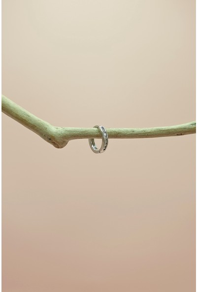 Sacce Scarves&Accessories Gümüş Rengi Zirkon Taşlı Halka Tragus Piercing Kıkırdak Sacce Scarves&Accessories Gümüş Rengi Zirkon Taşlı Halka Tragus Piercing Kıkırdak