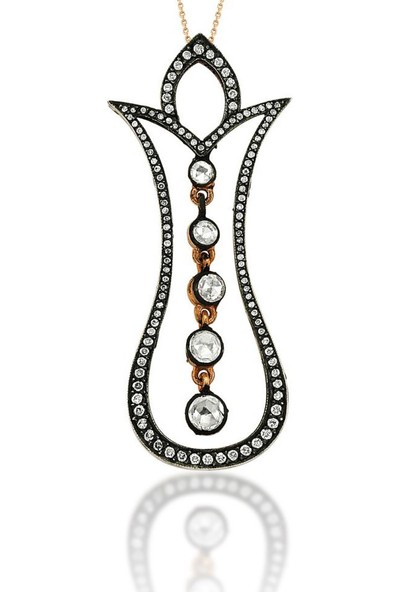 Emel Pırlanta 0.85 ct Elmas Lale Kolye Emel Pırlanta 0.85 ct Elmas Lale Kolye