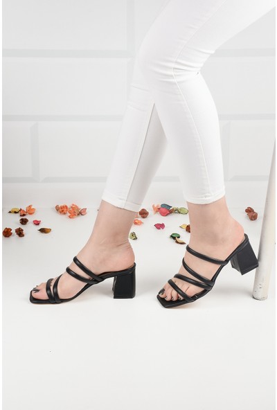 Weynes Kadın Siyah Ince Bantlı Topuklu Terlik BA20888