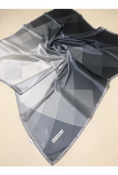 Gümüş Krem Renk Geçişli Kendinden Kristal Eşarp Gümüş Krem Renk Geçişli Kendinden Kristal Eşarp