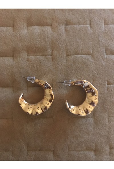 Charmantelle Dokulu Açık Halka Küpe