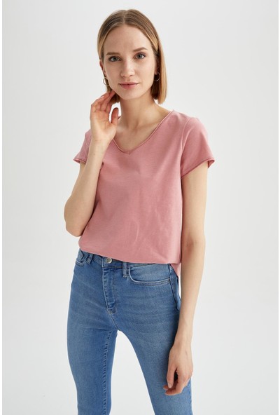 DeFacto V Yaka Basic Relax Fit Kısa Kollu Tişört K1507AZ21SP DeFacto V Yaka Basic Relax Fit Kısa Kollu Tişört K1507AZ21SP