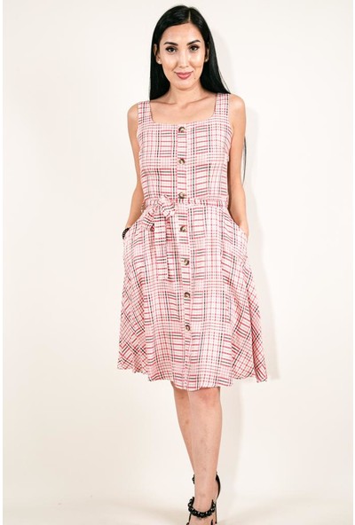 Belden Kuşaklı Sıfır Kol Yazlık Elbise