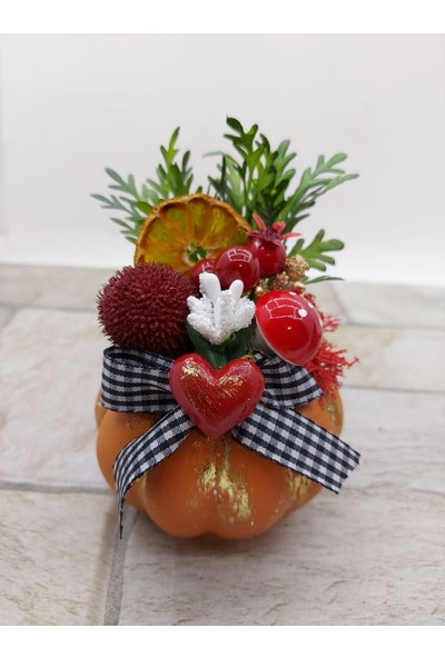 Obidev Dekorarif Bal Kabağı Saksı Aranjman Süs Kalp Detaylı Obidev Dekorarif Bal Kabağı Saksı Aranjman Süs Kalp Detaylı