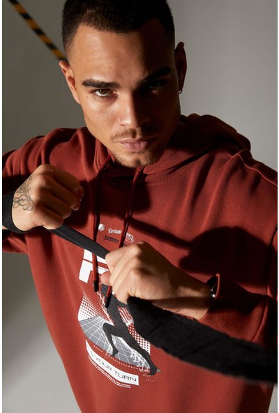 Defacto Oversize Fit Baskılı Kapüşonlu Sweatshirt T3556AZ21SP Defacto Oversize Fit Baskılı Kapüşonlu Sweatshirt T3556AZ21SP