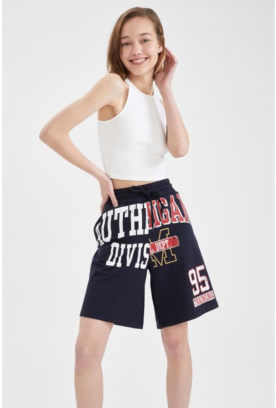 DeFacto Coool Bağcıklı Yazı Baskılı Bermuda Örme Şort U4752AZ21SP DeFacto Coool Bağcıklı Yazı Baskılı Bermuda Örme Şort U4752AZ21SP