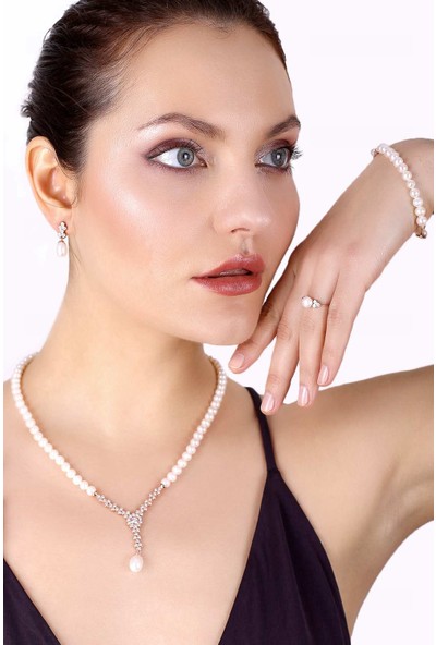 Lulu Elmas Model Rose Incili Gümüş Set 1 Lulu Elmas Model Rose Incili Gümüş Set 1