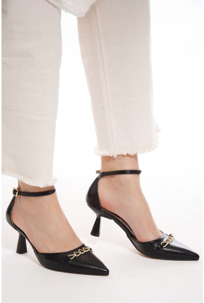 Fume London Kadın Siyah Zincirli Stiletto Topuklu Ayakkabı AFL081 Fume London Kadın Siyah Zincirli Stiletto Topuklu Ayakkabı AFL081