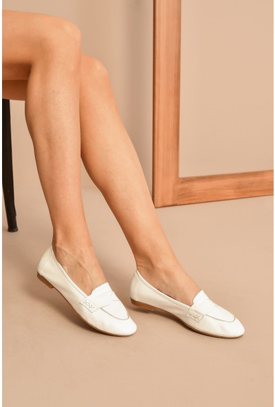Ziya Kadın Deri Babet 111353 6184 Beyaz Ziya Kadın Deri Babet 111353 6184 Beyaz