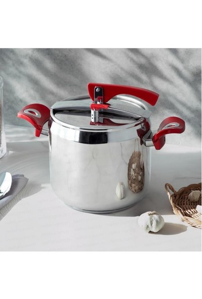 Nehir Silver Klasik 6 Lt Düdüklü Tencere Nehir Silver Klasik 6 Lt Düdüklü Tencere