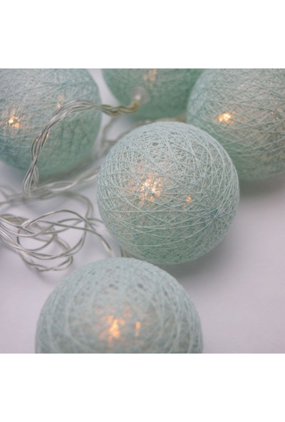 Lumenn Turkuaz Pilli Montessori Pamuk Top Peri LED Işık-Led Aydınlatma Lumenn Turkuaz Pilli Montessori Pamuk Top Peri LED Işık-Led Aydınlatma