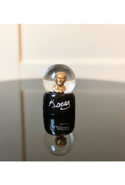 Vegagiftshop Mustafa Kemal Atatürk Mini Kar Küresi Vegagiftshop Mustafa Kemal Atatürk Mini Kar Küresi