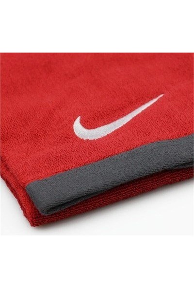 Nike Fundamental Towel Spor Antrenman Havlusu Medium Nike Fundamental Towel Spor Antrenman Havlusu Medium
