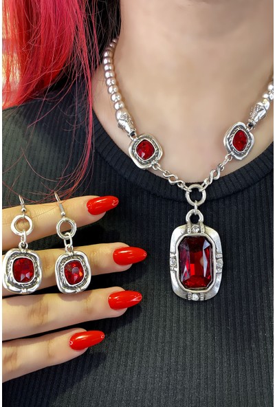 Mooni Accessories Yakut Zirkon Taşlı Modern Tasarım Mat Gümüş Kaplama Kolye,bileklik,yüzük,küpe Set Mooni Accessories Yakut Zirkon Taşlı Modern Tasarım Mat Gümüş Kaplama Kolye,bileklik,yüzük,küpe Set
