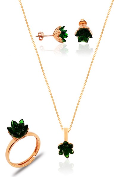 Aykat Rose Gümüş Lotus Çiçeği Küpe Yüzük ve Kolyesi Zümrüt Taşlı Üçlü Set Aykat Rose Gümüş Lotus Çiçeği Küpe Yüzük ve Kolyesi Zümrüt Taşlı Üçlü Set
