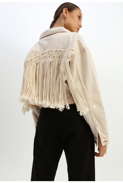 Quzu Arkası Püsküllü Kot Ceket Kemik