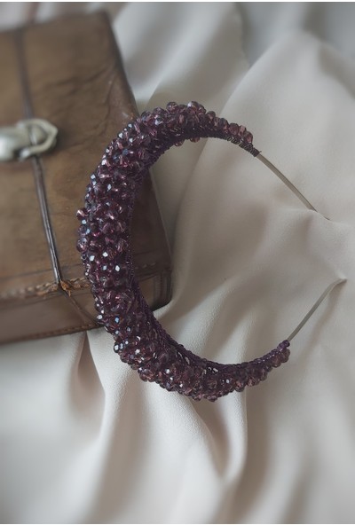 Eva Flore Mürdüm Moru Boncuklu Taç - Gelin Tacı - Lohusa Tacı - Nişan Tacı Eva Flore Mürdüm Moru Boncuklu Taç - Gelin Tacı - Lohusa Tacı - Nişan Tacı