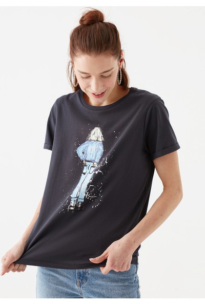 Mavi Kadın Denim Baskılı Gri İstanbul Tişört 168890-29726 Mavi Kadın Denim Baskılı Gri İstanbul Tişört 168890-29726