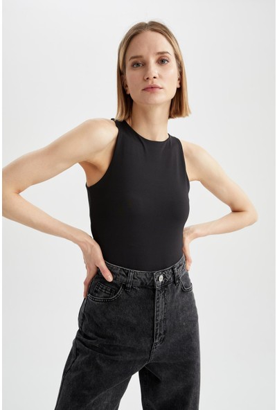 DeFacto Slim Fit Halter Yaka Çıtçıtlı Atlet U4627AZ21SM