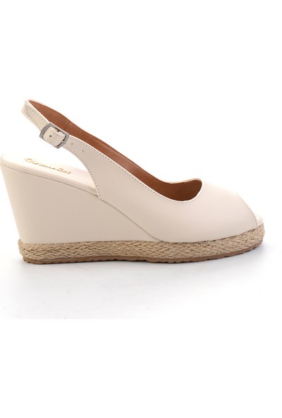 Bambi Bej Kadın Dolgu Topuklu