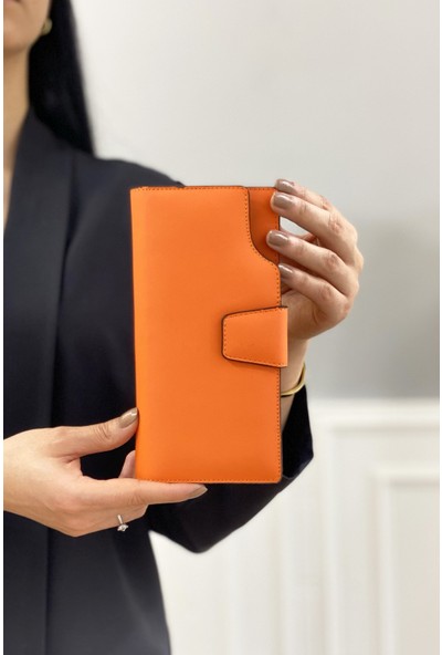 ÇLK Accessories Turuncu Büyük Kesik Deri Çıtçıtlı Kadın Cüzdan TRCÜZDAN200068 CR015 ÇLK Accessories Turuncu Büyük Kesik Deri Çıtçıtlı Kadın Cüzdan TRCÜZDAN200068 CR015