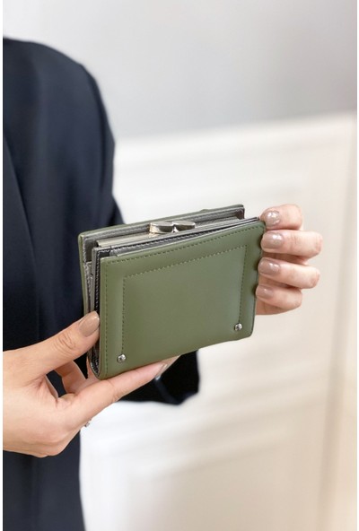 ÇLK Accessories Yeşil Küçük Burslu Kadın Cüzdan TRCÜZDAN200075 CR014