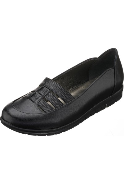 Costo Shoes A8512 Siyah Deri Dişli Kaymaz Taban Rahat Geniş Kalıp Büyük Numara Kadın Ayakkabı Costo Shoes A8512 Siyah Deri Dişli Kaymaz Taban Rahat Geniş Kalıp Büyük Numara Kadın Ayakkabı