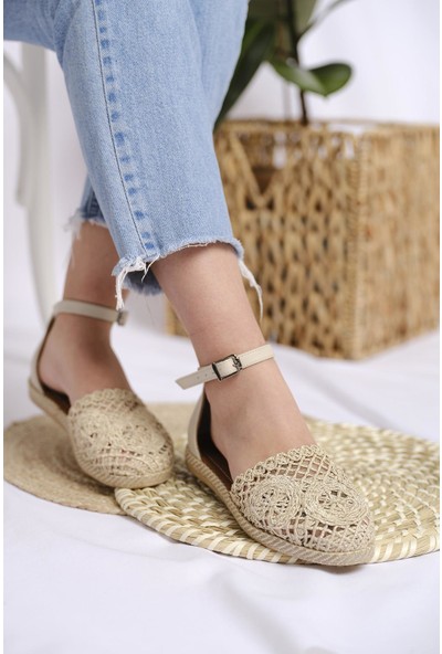 Oksit Flr Dantel Motifli Kadın Sandalet