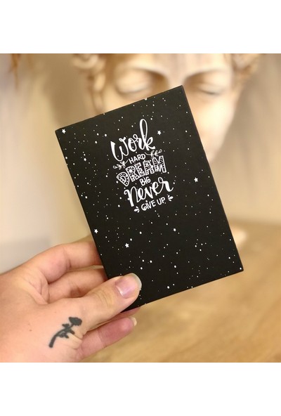 Giftmoda Work Hard Dream Tasarımlı Mini Albüm Giftmoda Work Hard Dream Tasarımlı Mini Albüm