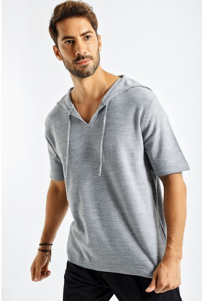 Chuba Erkek Kapüşonlu Kısa Kollu Oversize Triko Kazak 21W302