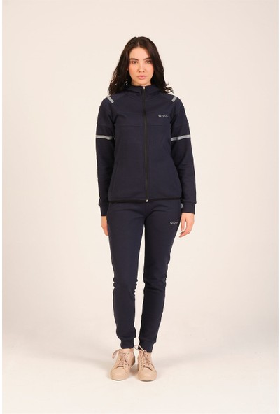 Krepp Kadın Kapüşonlu Kol Baskılı Eşofman Takımı 161 Krepp Kadın Kapüşonlu Kol Baskılı Eşofman Takımı 161