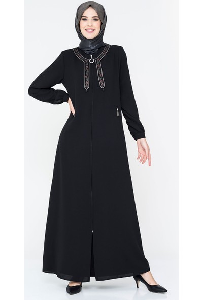 Beyza Yaka Nakışlı Siyah Ferace