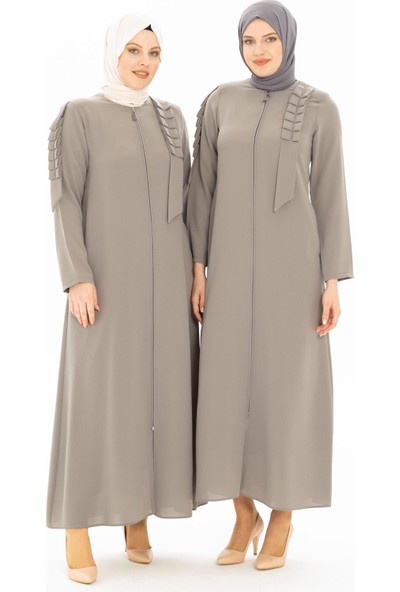 Beyza Taş Işlemeli Gri Ferace 3318