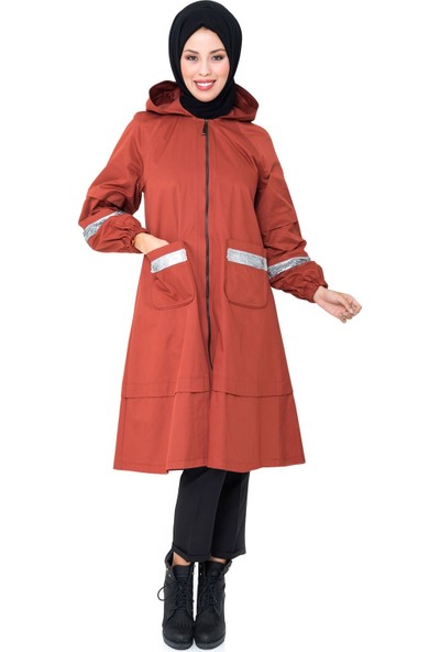Beyza Fermuarlı Kapüşonlu Tesettür Kiremit Trençkot 3112 Beyza Fermuarlı Kapüşonlu Tesettür Kiremit Trençkot 3112