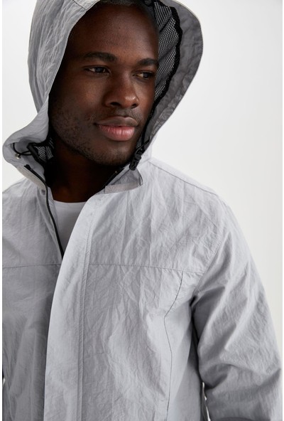 Defacto Slim Fit Kapüşonlu Yağmurluk Mont U7865AZ21SP