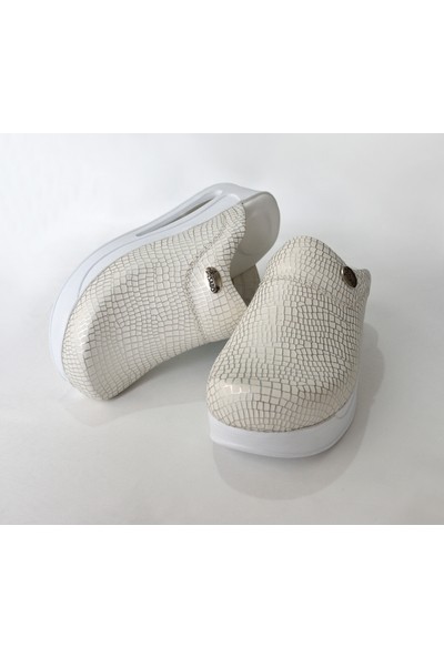 Nur Ortopedi Beyaz-Gümüş Kapalı Airmax Kadın Sabo Terlik