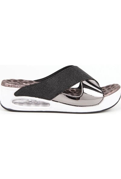 Muya Fly Anatomik Air Max Tabanlı Kadın Terlik Muya Fly Anatomik Air Max Tabanlı Kadın Terlik