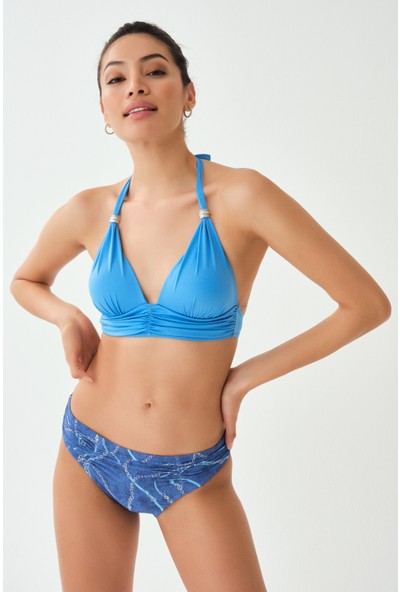 Mavi Kaplı Geniş Üçgen Bikini Takımı Mavi Kaplı Geniş Üçgen Bikini Takımı