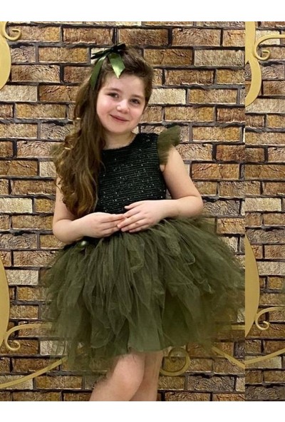 Riccotarz Kız Çocuk Omzu Tütülü Kabarık Yeşil Abiye Riccotarz Kız Çocuk Omzu Tütülü Kabarık Yeşil Abiye