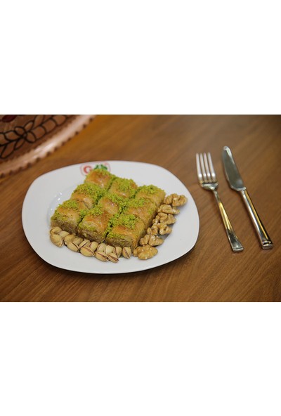 Rüya Baklavaları Cevizli Prens 1 kg