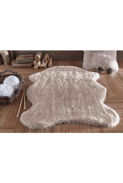 Sarar Peluş Post Halı Hayvan Postu Görünümlü Peluş Halı