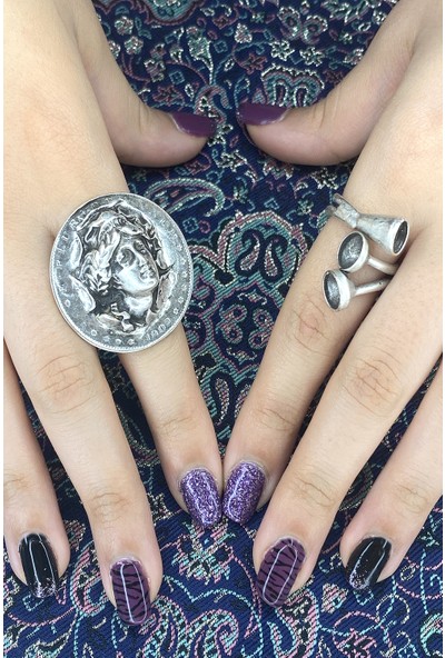 Mooni Accessories Afrodit Madalyon Yüzük ve Antik Gümüş Kaplama Ayarlanabilir Yüzük Seti Mooni Accessories Afrodit Madalyon Yüzük ve Antik Gümüş Kaplama Ayarlanabilir Yüzük Seti