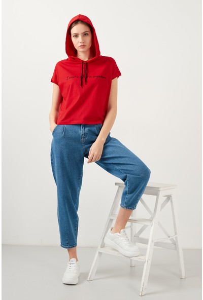 Lela Yazı Baskılı Kapüşonlu % 100 Pamuk T Shirt Kadın T Shirt 5411091